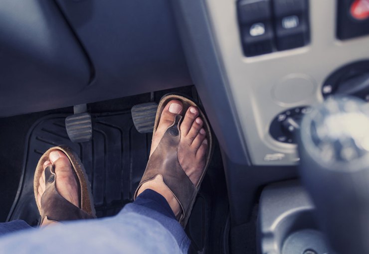 Bosch Active Gas Pedal Ingatkan Pengemudi untuk Tidak Kebut-kebutan