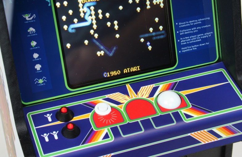 Mesin Game Arcade Mini RepliCade Resmi Meluncur