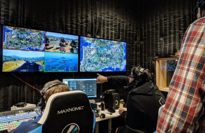 Observer dan Referee, Dua Pekerjaan Penting yang Tersembunyi di Balik ...